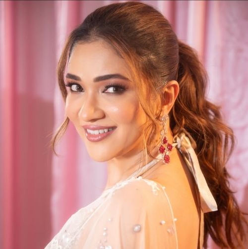 Ridhima Pandit Biography – Indian Actress & Model